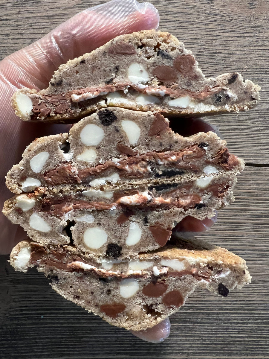 Mallo Stuffed Cookies & Cream (6 Whole Pack) – Halfsies Cookie Company LLC